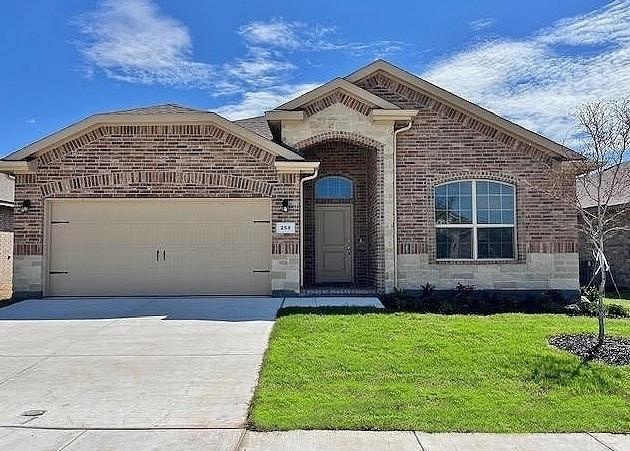 House for Sale in Rhome TX