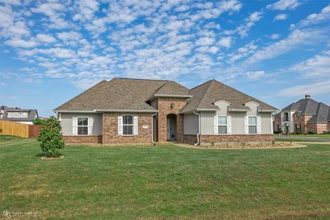 106 Donna Ln, Stonewall, LA 71078 | 22 Photos | MLS #20339190 - Movoto