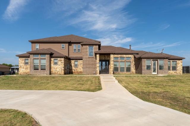 House for Sale in Howe TX