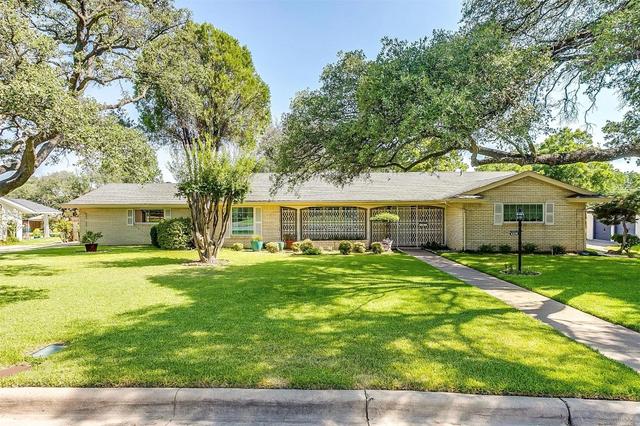 6320 Juneau Rd, Fort Worth, TX 76116 | 36 Photos - Movoto