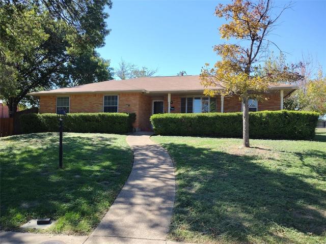 These Are The 10 Best Dallas Suburbs For Young Couples