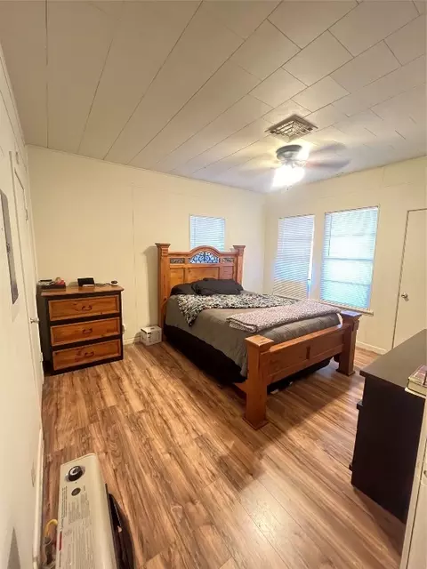 418 E Conner St, Eastland, TX 76448 | 33 Photos - Movoto