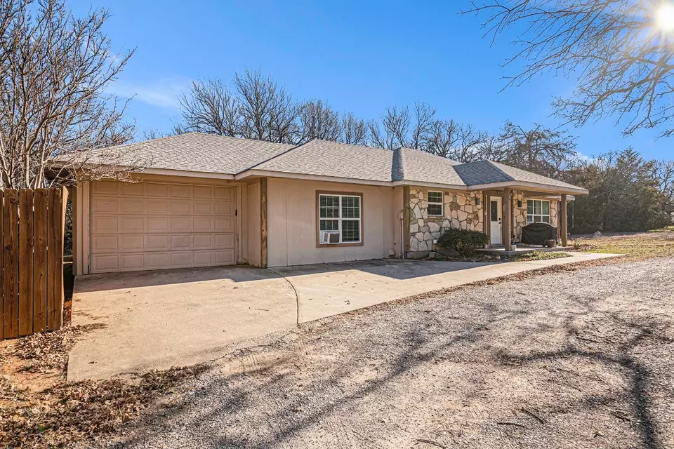 144 Hilltop Dr, Decatur, TX 76234 | 29 Photos - Movoto