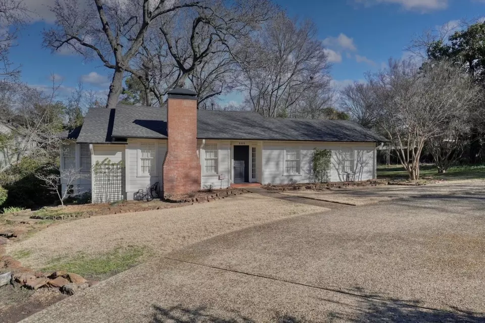 608 E 5th St, Tyler, TX 75701 | 40 Photos - Movoto