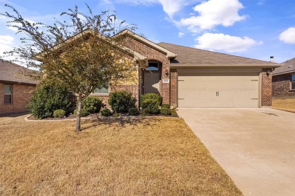 1028 Deer Valley Dr, Weatherford, TX 76087 | 27 Photos - Movoto