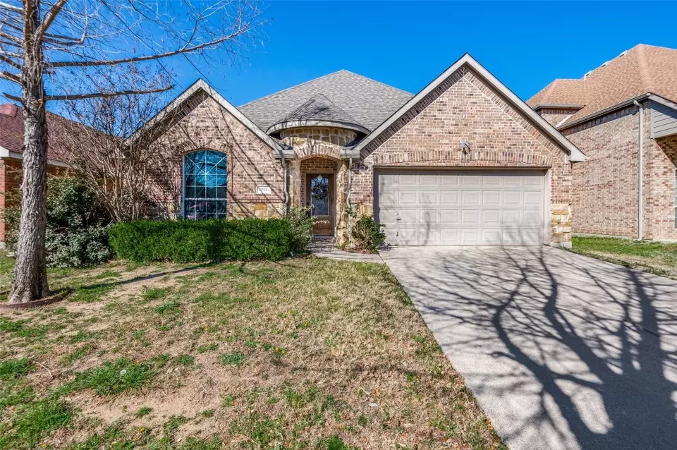 921 Raleigh Path Rd, Denton, TX 76208 | 29 Photos - Movoto