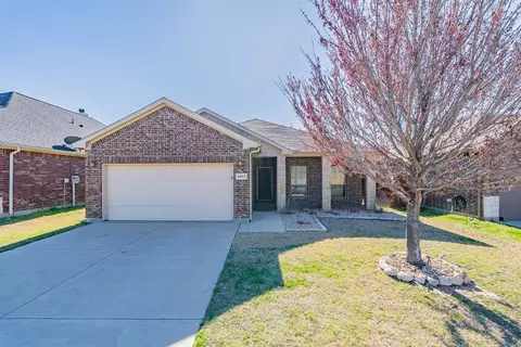 946 Jodie Dr, Weatherford, TX 76087 | 27 Photos - Movoto
