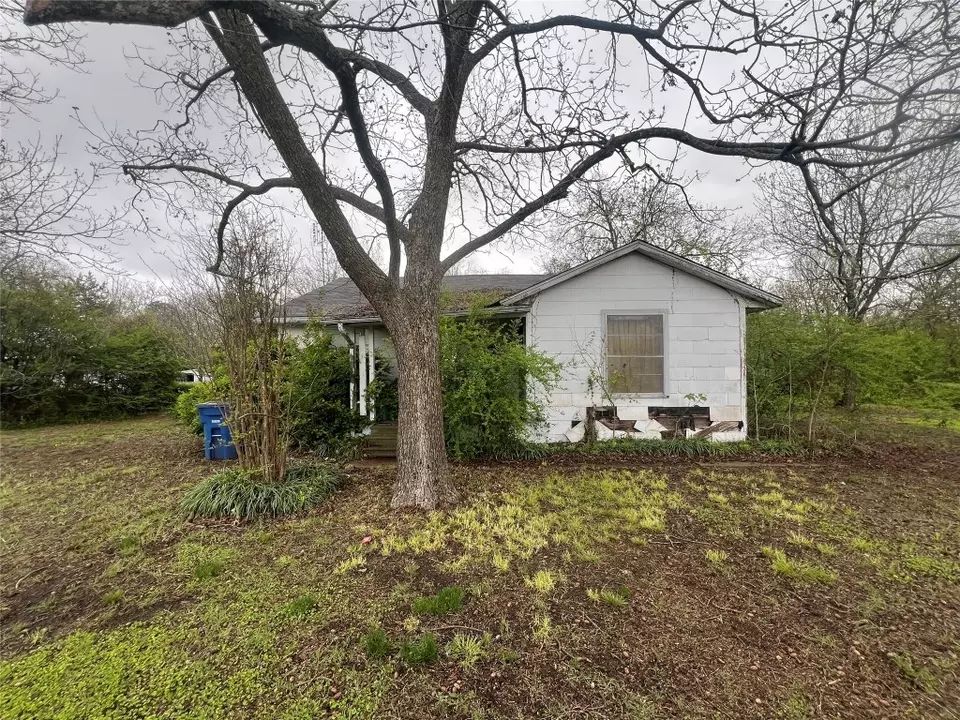 313 Austin St, Farmersville, TX 75442 - Movoto