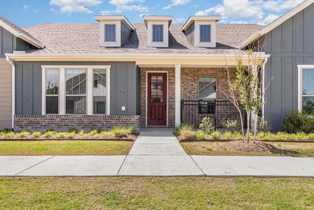 1045 4th St, Argyle, TX 76226 | 28 Photos - Movoto