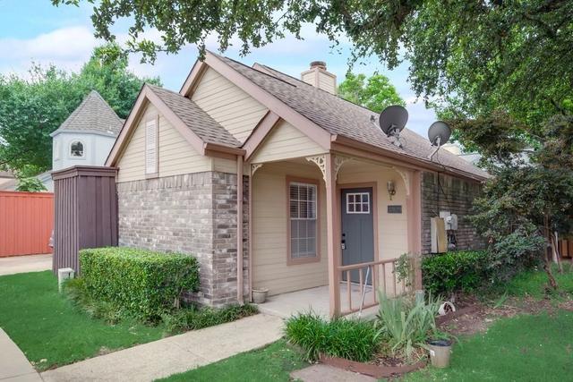 10829 Gable Dr, Dallas, TX 75229 | 20 Photos - Movoto