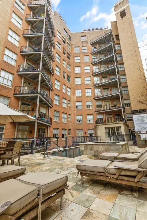 411 W 7th St #207, Fort Worth, TX 76102 | 29 Photos - Movoto