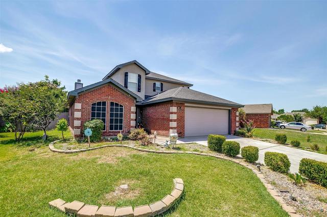 12129 Rolling Ridge Dr, Burleson, TX 76028 | 39 Photos - Movoto