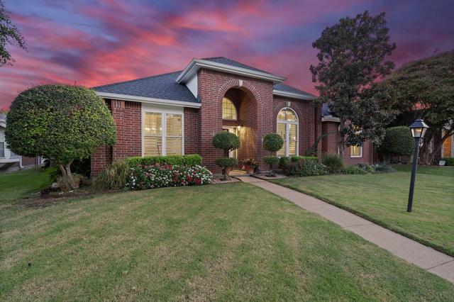 8306 Meadowview St, Rowlett, TX 75088 | 40 Photos - Movoto