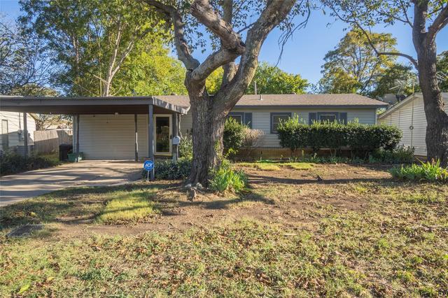 121 Kay Ln, Saginaw, TX 76179 | 23 Photos - Movoto