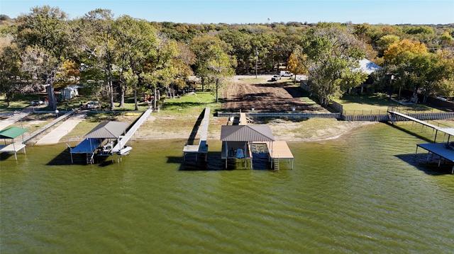 1409 E Lake Dr, Weatherford, TX 76087 | 7 Photos - Movoto