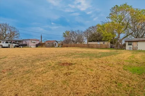 7259 Guadalupe Trl, Weatherford, TX 76087 | 7 Photos - Movoto