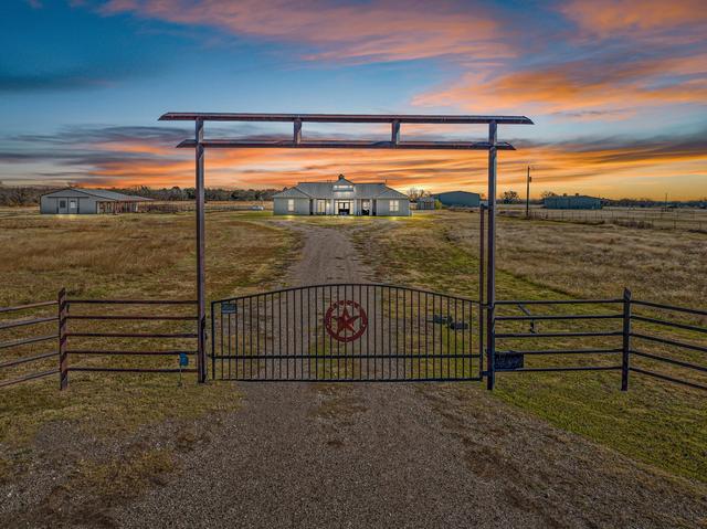 1680 Ethel Cemetery Rd, Collinsville, TX 76233 | 31 Photos - Movoto