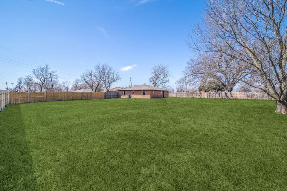 104 Munns St, Powell, TX 75153 | MLS# 20856499 | 25 Photos - Movoto