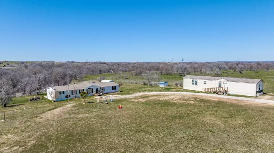 367 County Road 2323, Decatur, TX 76234 | MLS# 20869392 | 7 Photos - Movoto