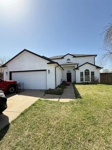 4531 Jason Dr, Grand Prairie, TX 75052 | MLS# 20870388 | 17 Photos - Movoto