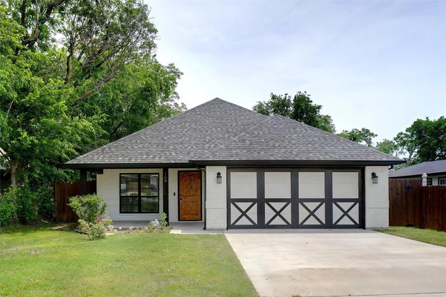 109 S 6th St, Godley, TX 76044 | MLS# 20939931 | 17 Photos - Movoto