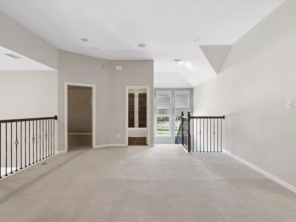702 Callaway Dr, Allen, TX 75013 | MLS# 20995943 | 40 Photos - Movoto