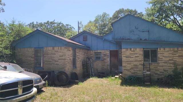 2712 Flint St, Tyler, TX 75701 | MLS# 21007013 | 4 Photos - Movoto