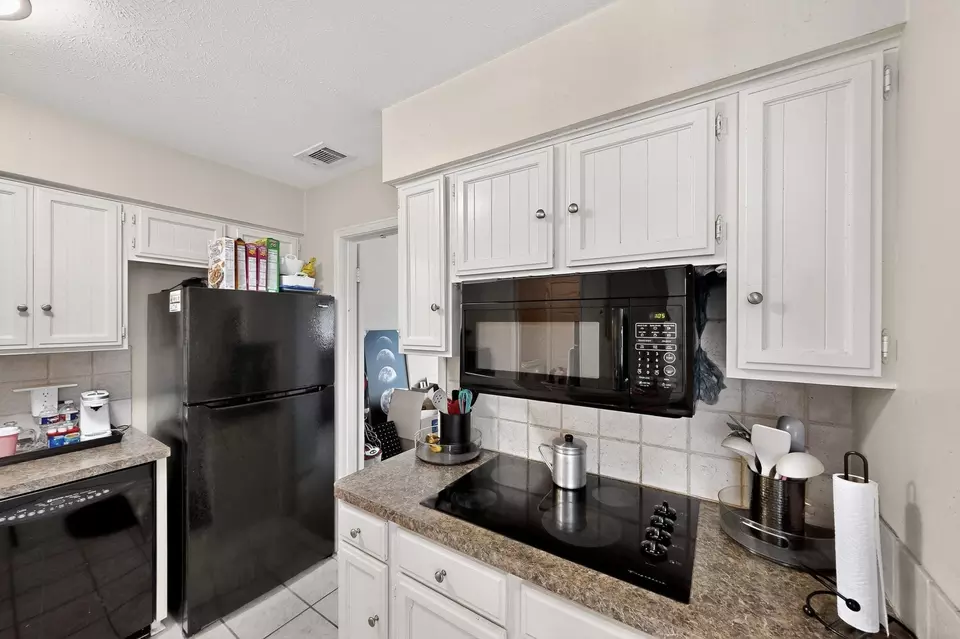 309 N Saint Johns Dr, Richardson, TX 75081 | MLS# 21045566 | 27 Photos ...