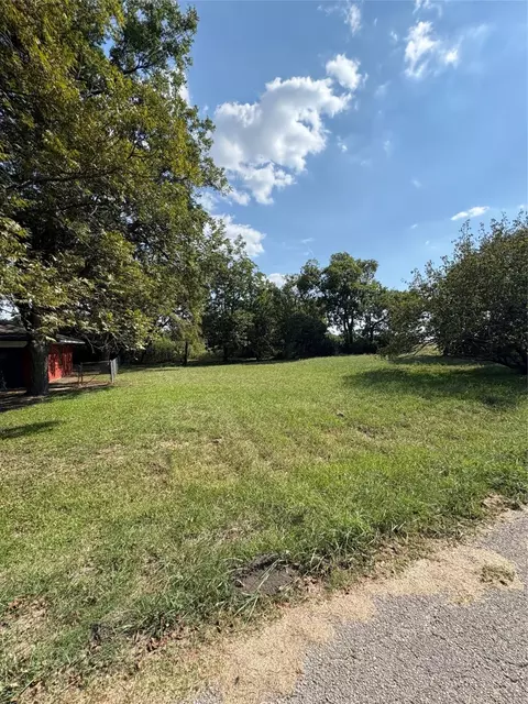742 N Goode Rd, Wilmer, TX 75172 - Movoto
