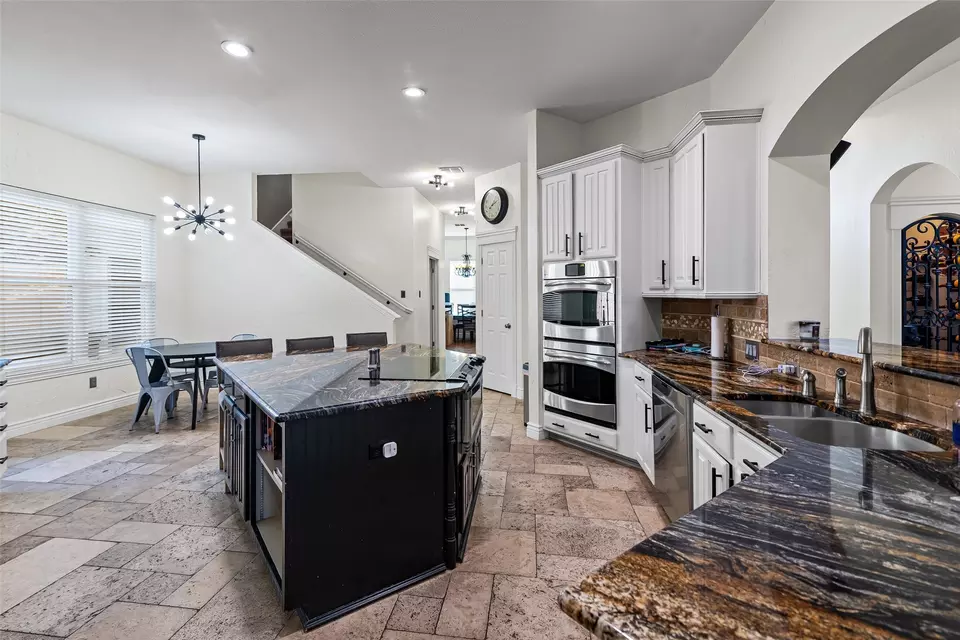 2520 Towne View Ct, Flower Mound, TX 75028 | MLS# 21123514 | 36 Photos ...