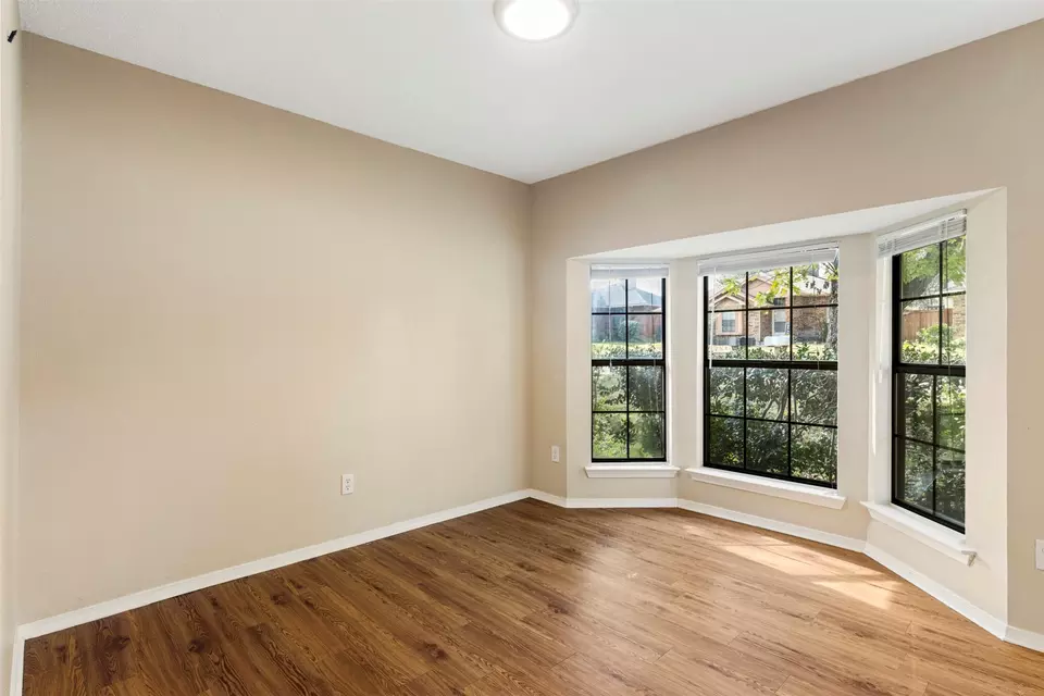 4010 David Dr, Rowlett, TX 75088 | MLS# 21126106 | 26 Photos - Movoto