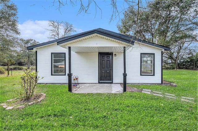 5314 County Road 154, Alvin, TX 77511 | MLS# 10287145 | 18 Photos - Movoto