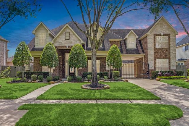 3342 Duke Ln, Friendswood, TX 77546 | 36 Photos - Movoto