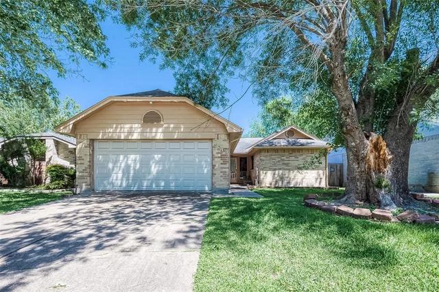 7619 Sorbete Dr, Houston, TX 77083 | 28 Photos - Movoto