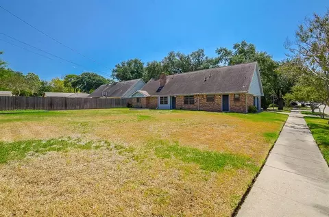 8338 Mobud Dr, Houston, TX 77036 - Movoto