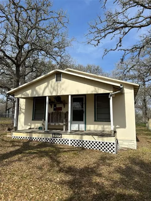 2535 Old Hwy 71 E, La Grange, TX 78945 - Movoto
