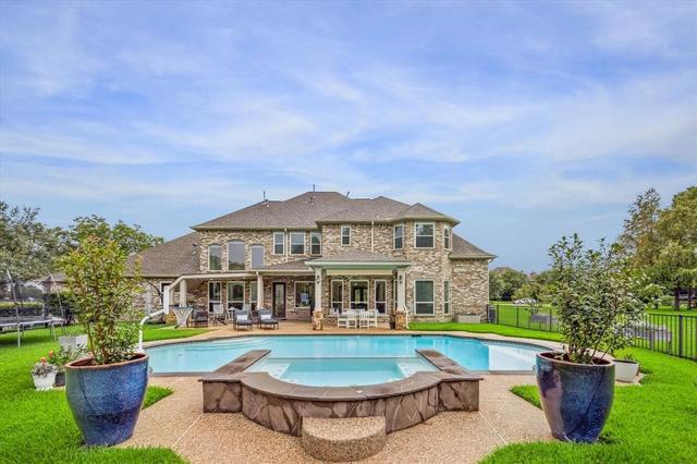 2827 Decros Pt, Richmond, TX 77406 | 39 Photos - Movoto