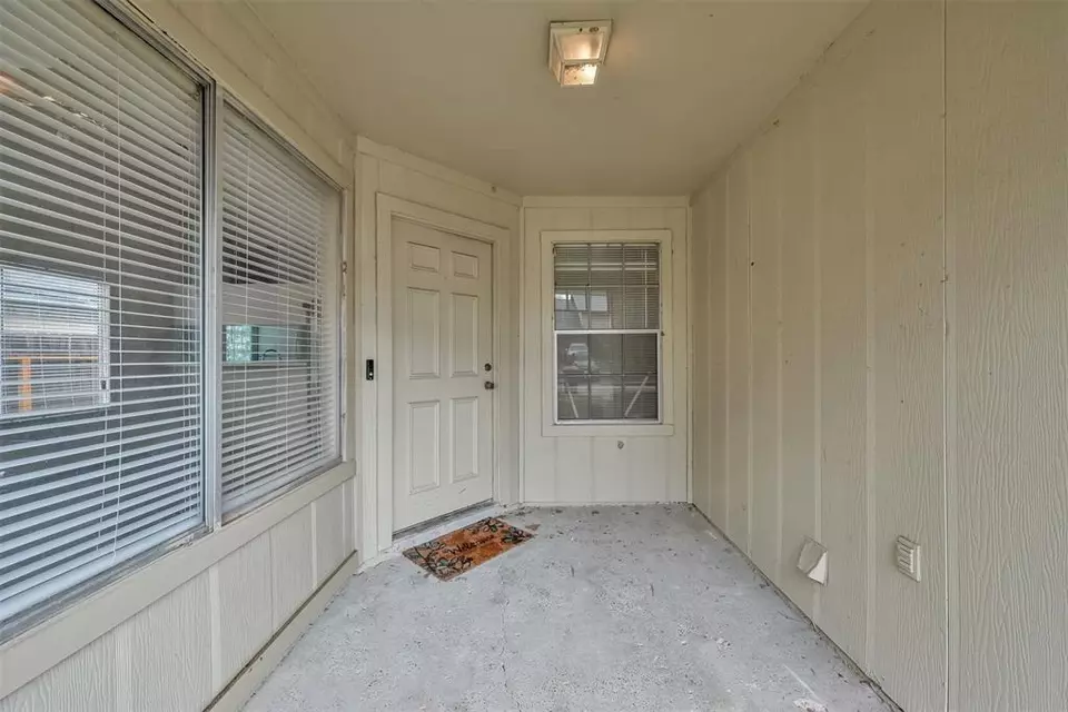 10334 Mist Ln, Houston, TX 77070 | 24 Photos - Movoto