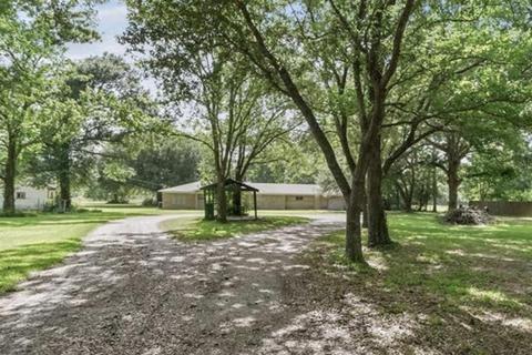 Single Family Homes for Sale in Cleveland TX