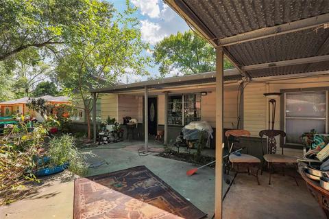 10309 Caxton St, Houston, TX 77016 | 17 Photos | MLS #22536173 - Movoto
