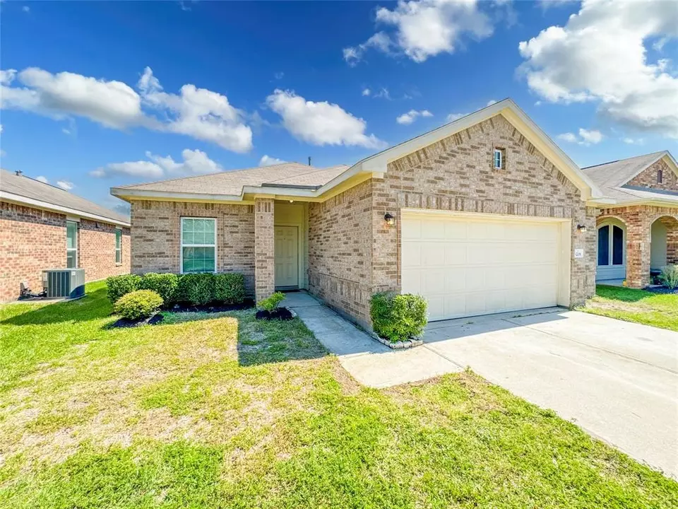 8209 Jade Ct, Texas City, TX 77591 - Movoto