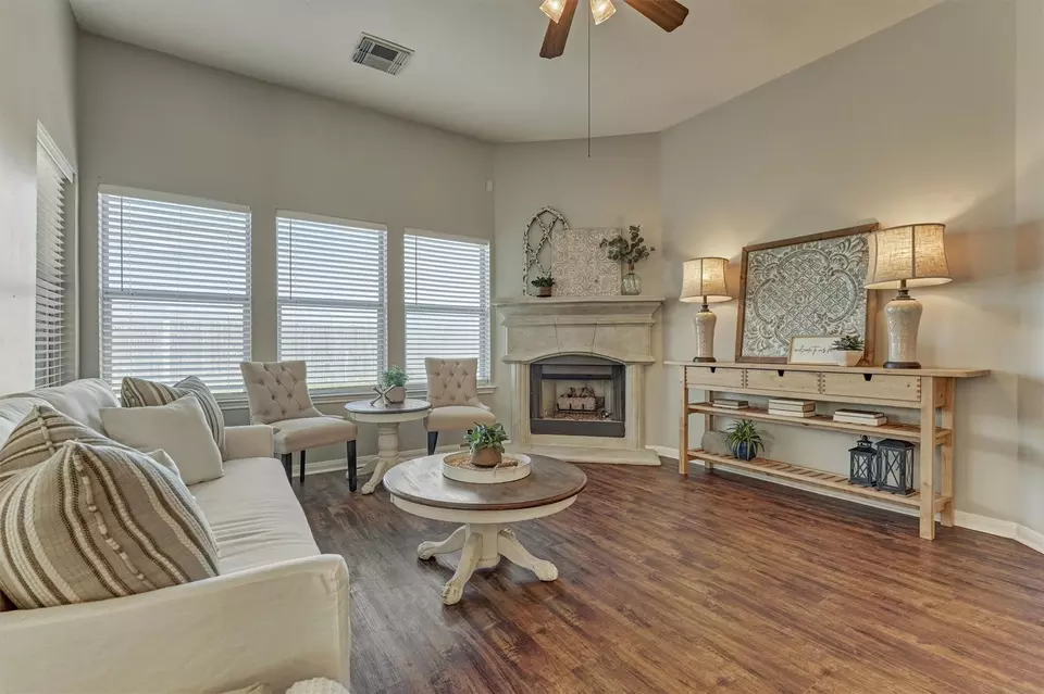4310 Bridgestone Maple Dr, Spring, TX 77388 | MLS# 24119009 | 40 Photos ...