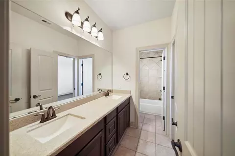 2630 Hendricks Lakes Dr, Spring, TX 77388 | 35 Photos - Movoto