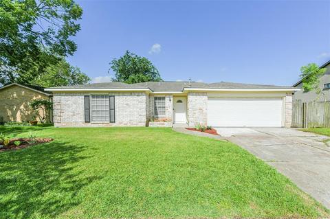 77015 Homes for Sale & 77015 Real Estate | 114 Houses - Movoto