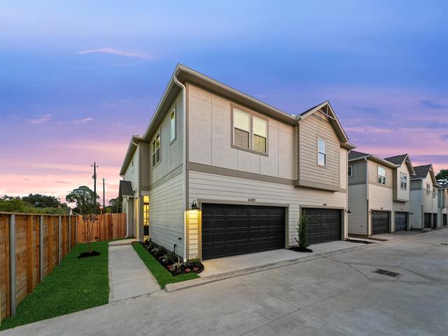 6445 Rena St, Houston, TX 77092 | MLS# 29879053 | 29 Photos - Movoto