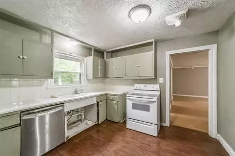 80 County Road 4321, Dayton, TX 77535 | 38 Photos - Movoto