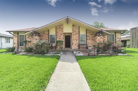 5619 Pine Row St, Houston, TX 77049 | 26 Photos | MLS #35198918 - Movoto