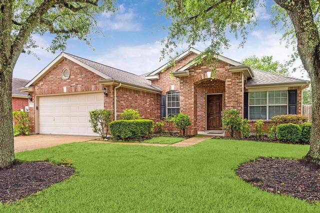 21551 Elm Hurst Ln, Katy, TX 77450 | MLS# 35583899 | 24 Photos - Movoto
