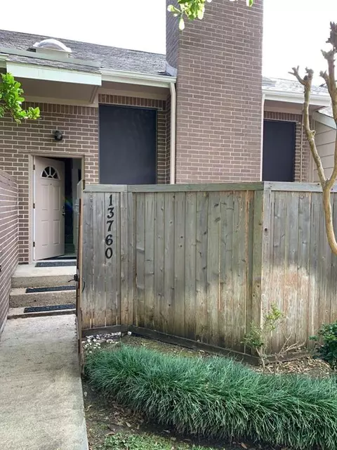 13760 Hollowgreen Dr #506, Houston, TX 77082 | 11 Photos - Movoto