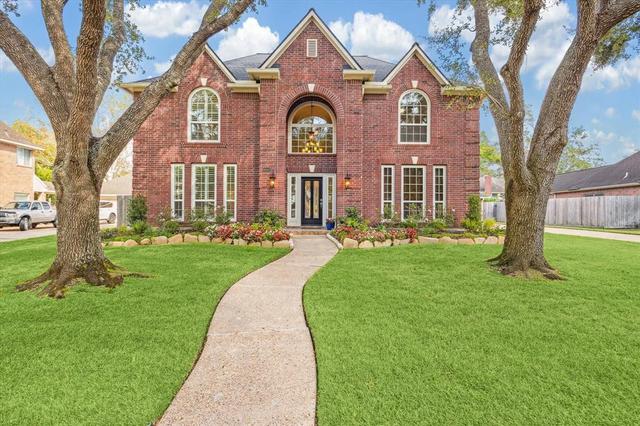 1807 Parkview Dr, Friendswood, TX 77546 - Movoto